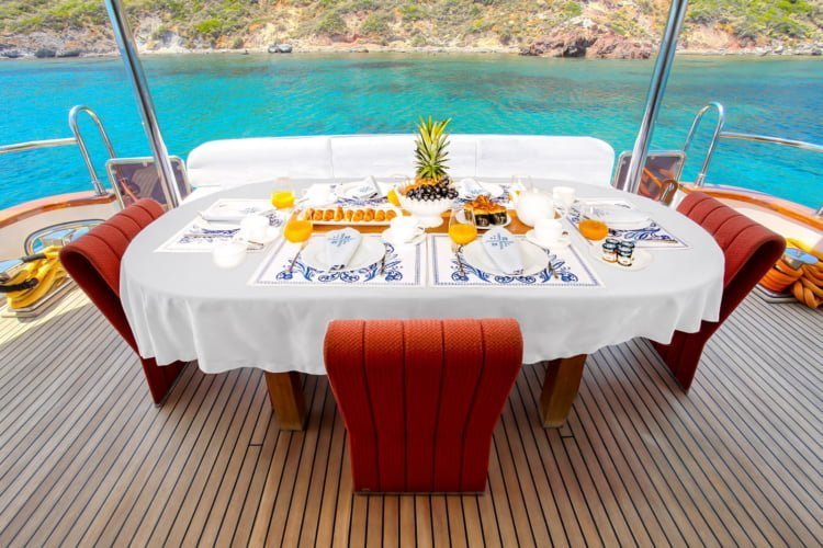 4 Cabin 8 Pax Luxury Motor Yacht For Charters | YachttoGO